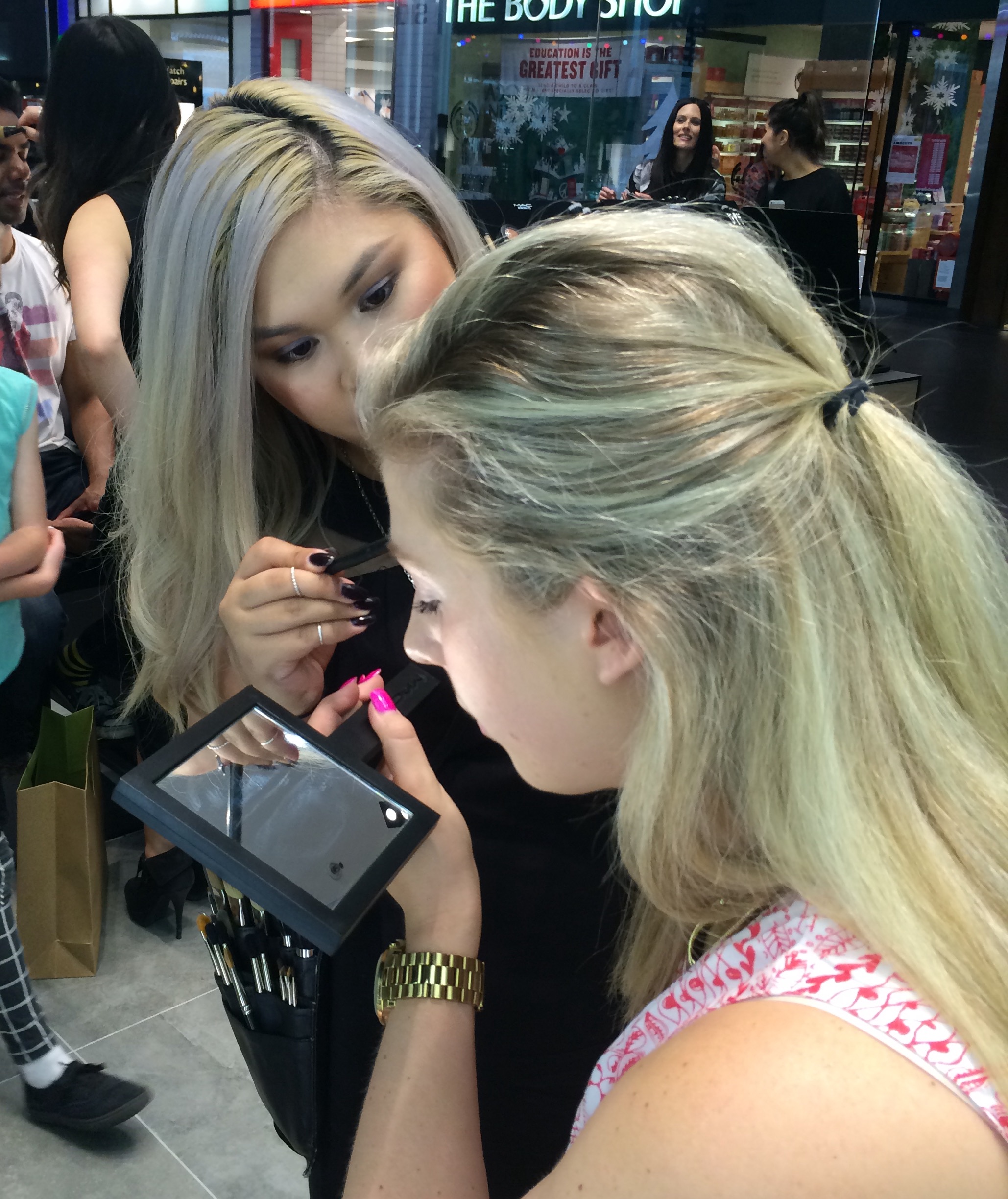 Mac Melbourne Girl