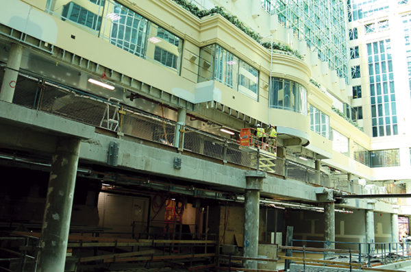 Get ready for St. Collins Lane - MELBOURNE GIRL