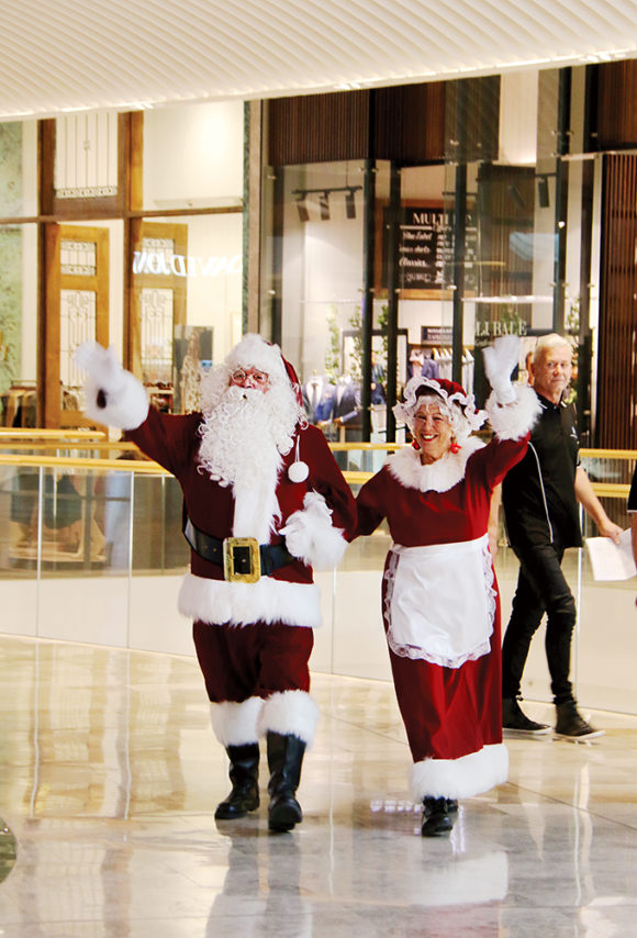 Santa has arrived in Melbourne at Eastland - MELBOURNE GIRL